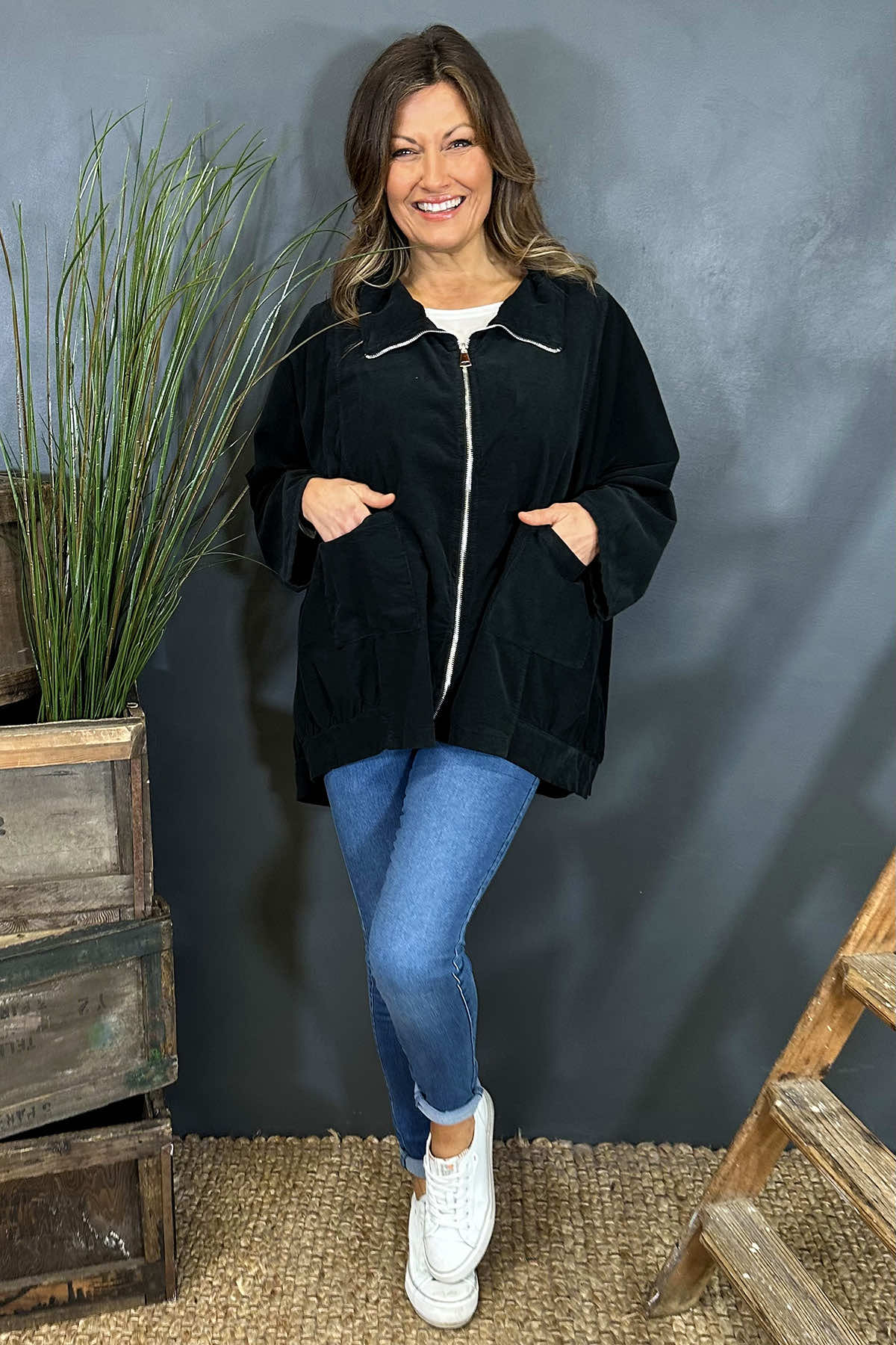 Made In Italy Joni Zip Up Cord Jacket | Kit and Kaboodal